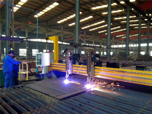 Portal-CNC-Plasma-Schneidemaschine Brennschneidemaschine Stahlplatte ...